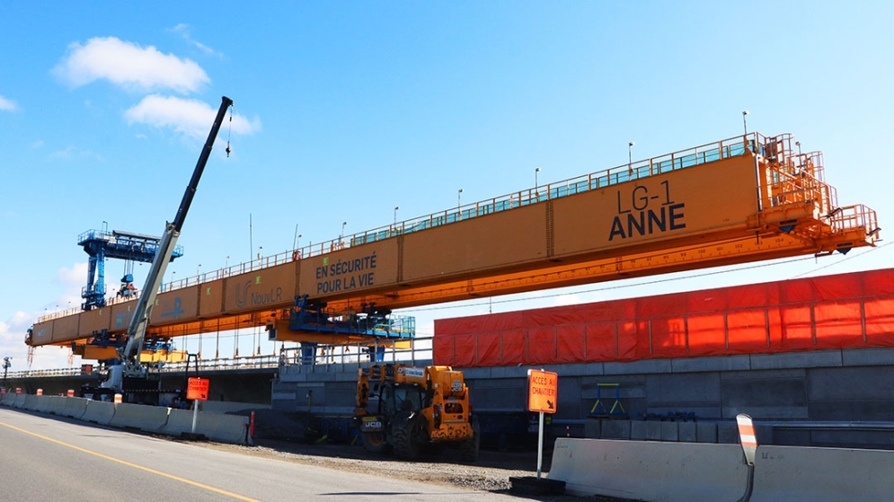 Dismantling and moving the Anne launching gantry | November 2021 | REM